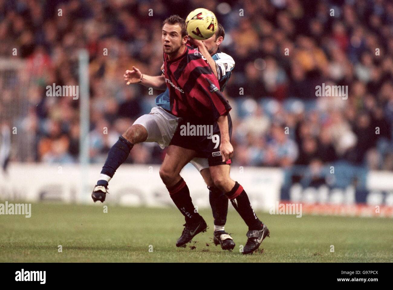 Manchester citys danny tiatto hi-res stock photography and images - Alamy