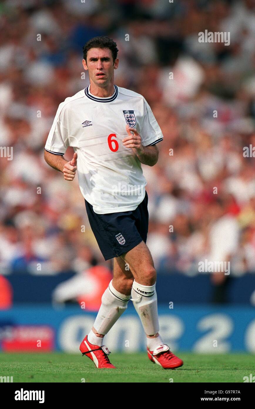 Soccer - Euro 2000 Qualifier - Group Five - England v Luxembourg Stock ...