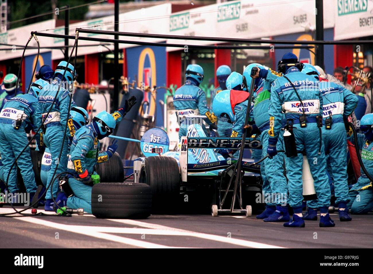 Formula one first gear hi-res stock photography and images - Alamy