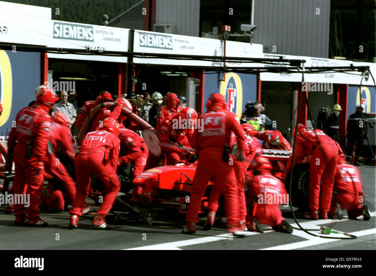 Ferrari f1 pit crew hi-res stock photography and images - Alamy