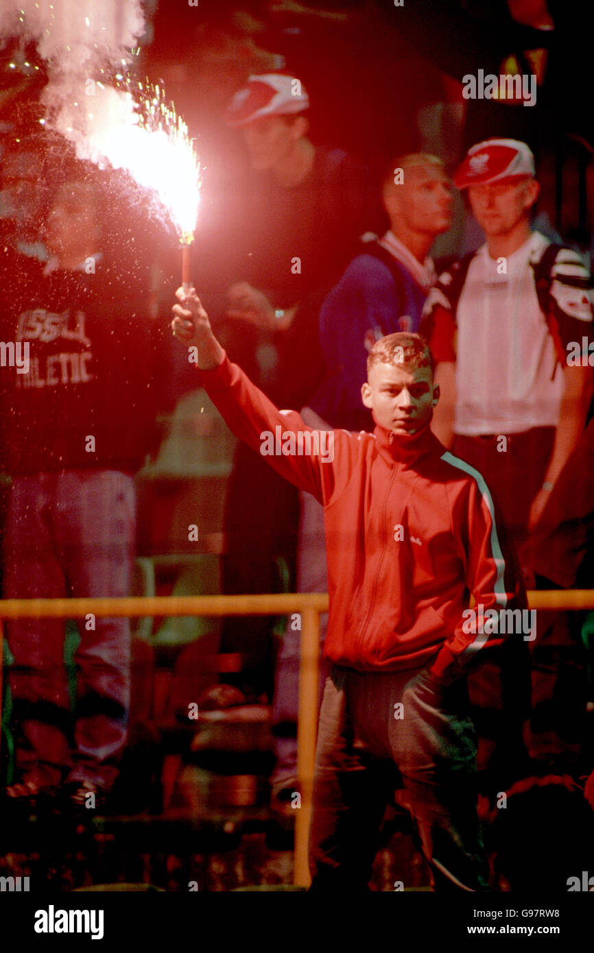 Euro england fan flare hi-res stock photography and images - Alamy