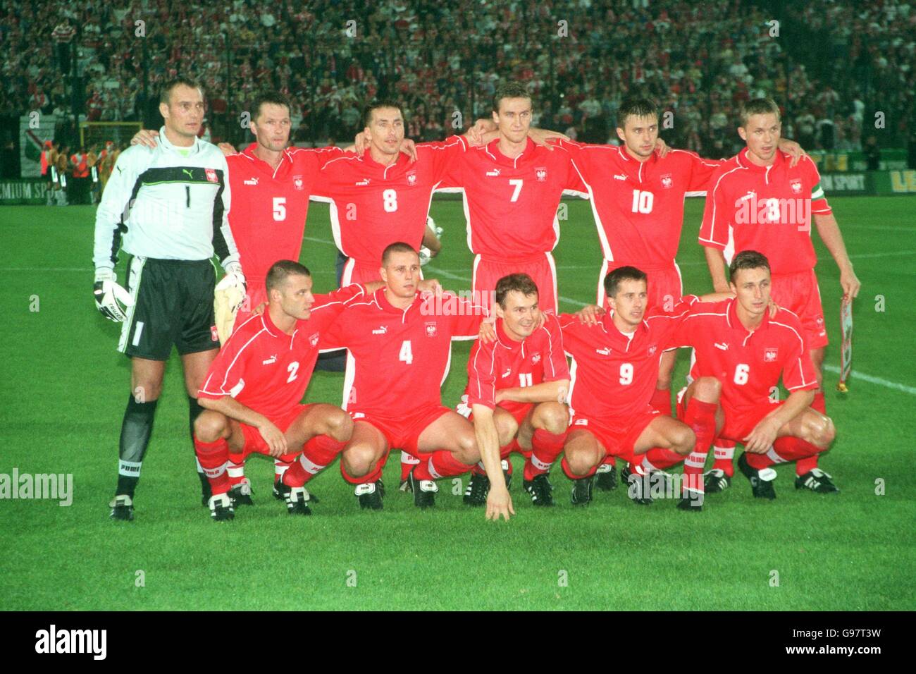 England team use euro 2000 hi-res stock photography and images - Alamy