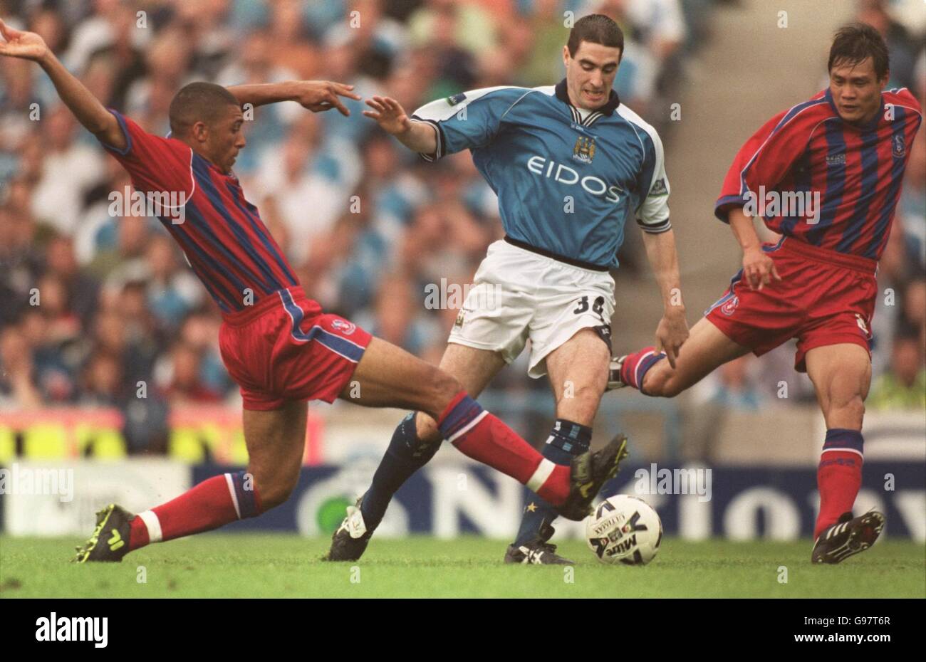 Manchester city mark kennedy hi-res stock photography and images - Alamy