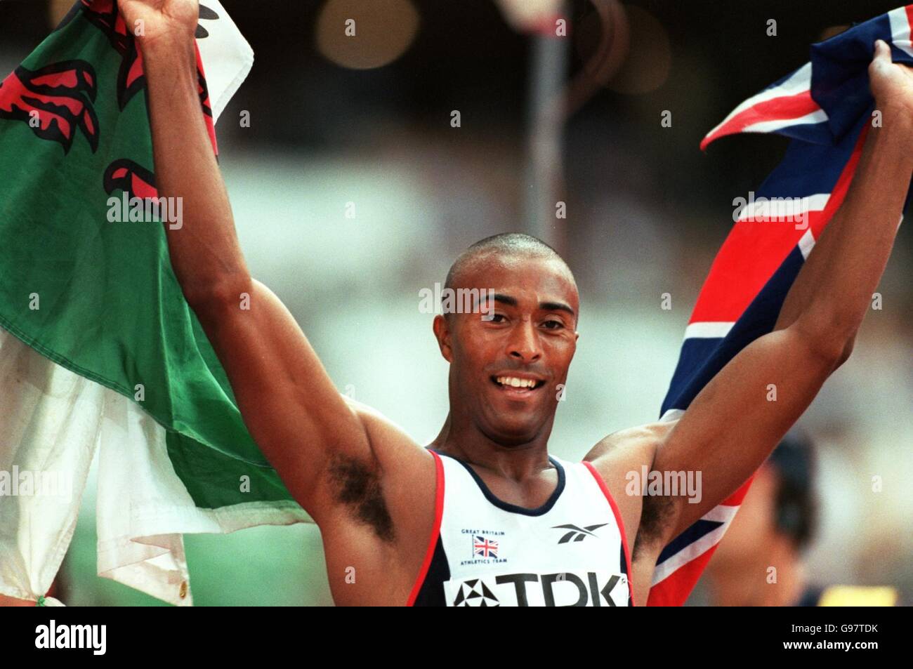 Medal colin jackson hi-res stock photography and images - Alamy