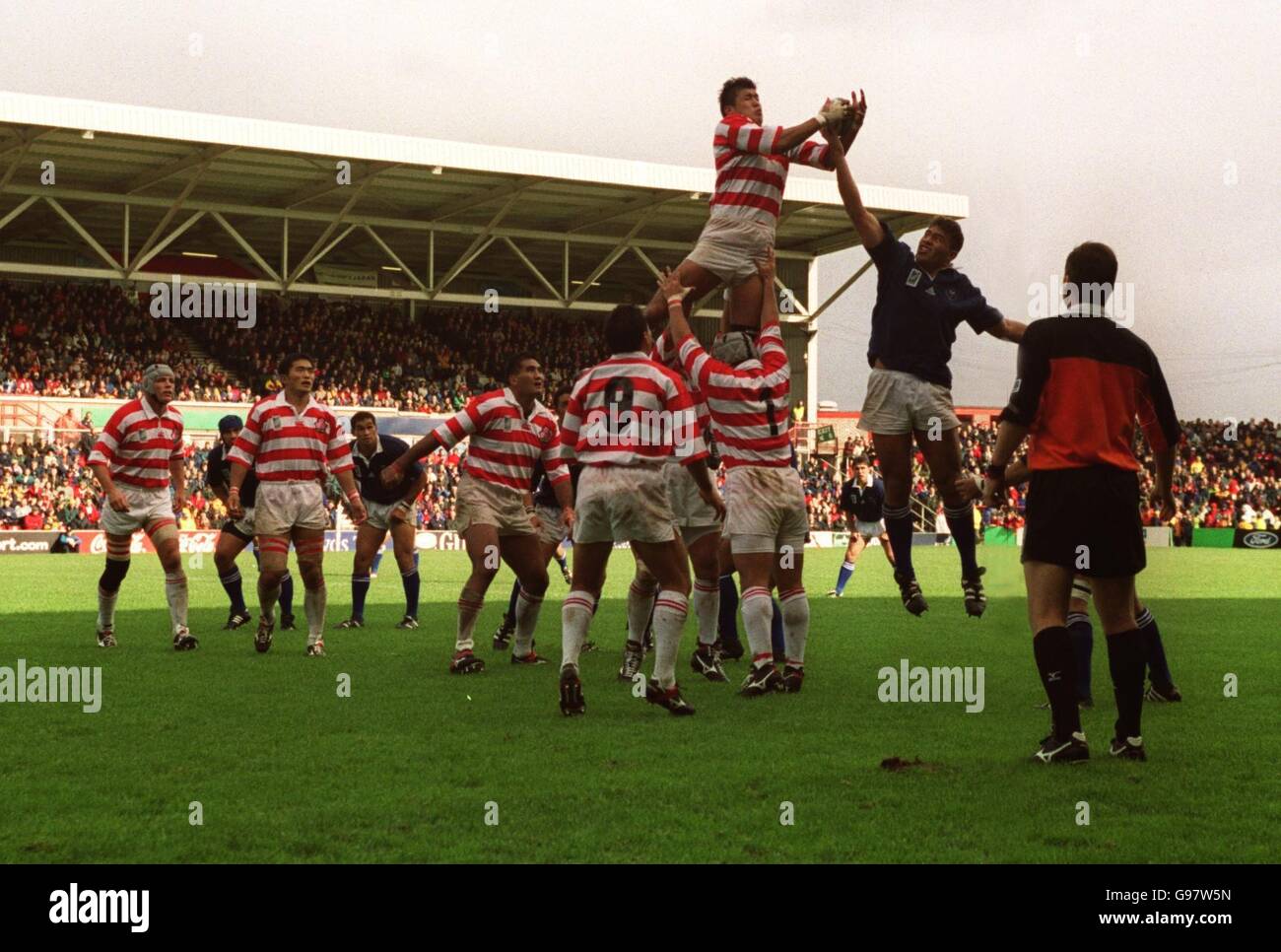 Rugby Union - Rugby World Cup 99 - PoolD - Samoa Japan. Keiji Hirose ...