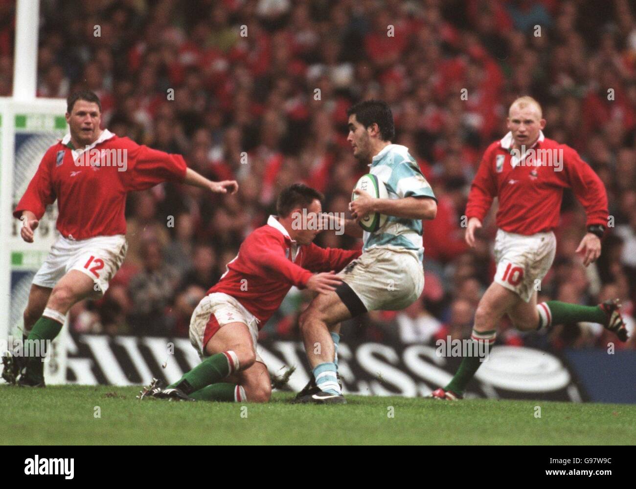 Rugby Union - Rugby World Cup 99 - Pool D - Wales v Argentina Stock ...
