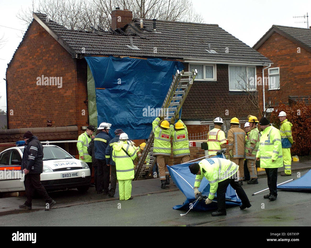 Emergency personnel continue hi-res stock photography and images - Alamy