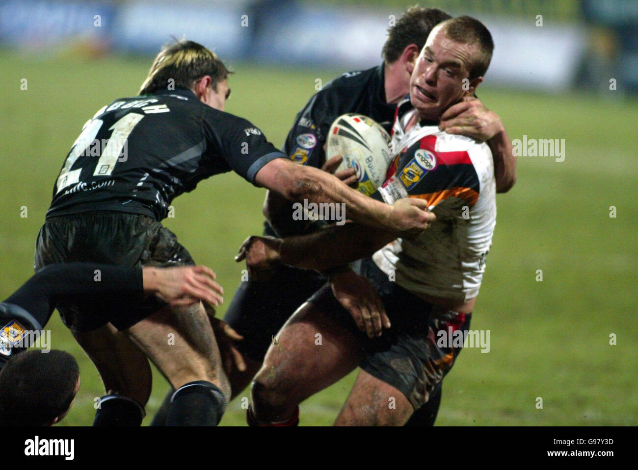Bradford's Ian Henderson (R) battles with Hull's Danny Brough (L ...