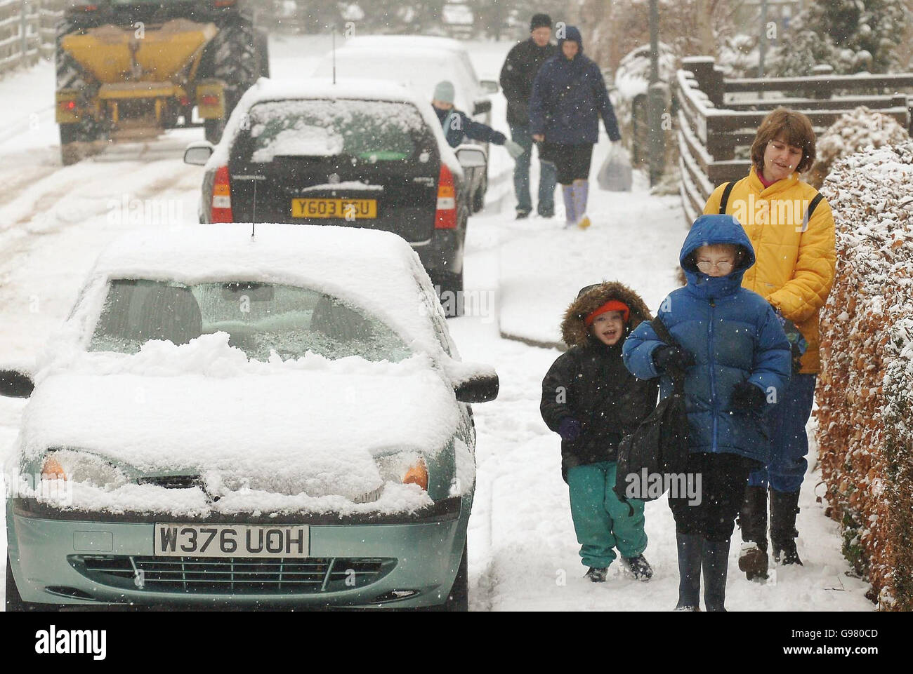 Snowy Weather In Britain Stock Photo - Alamy