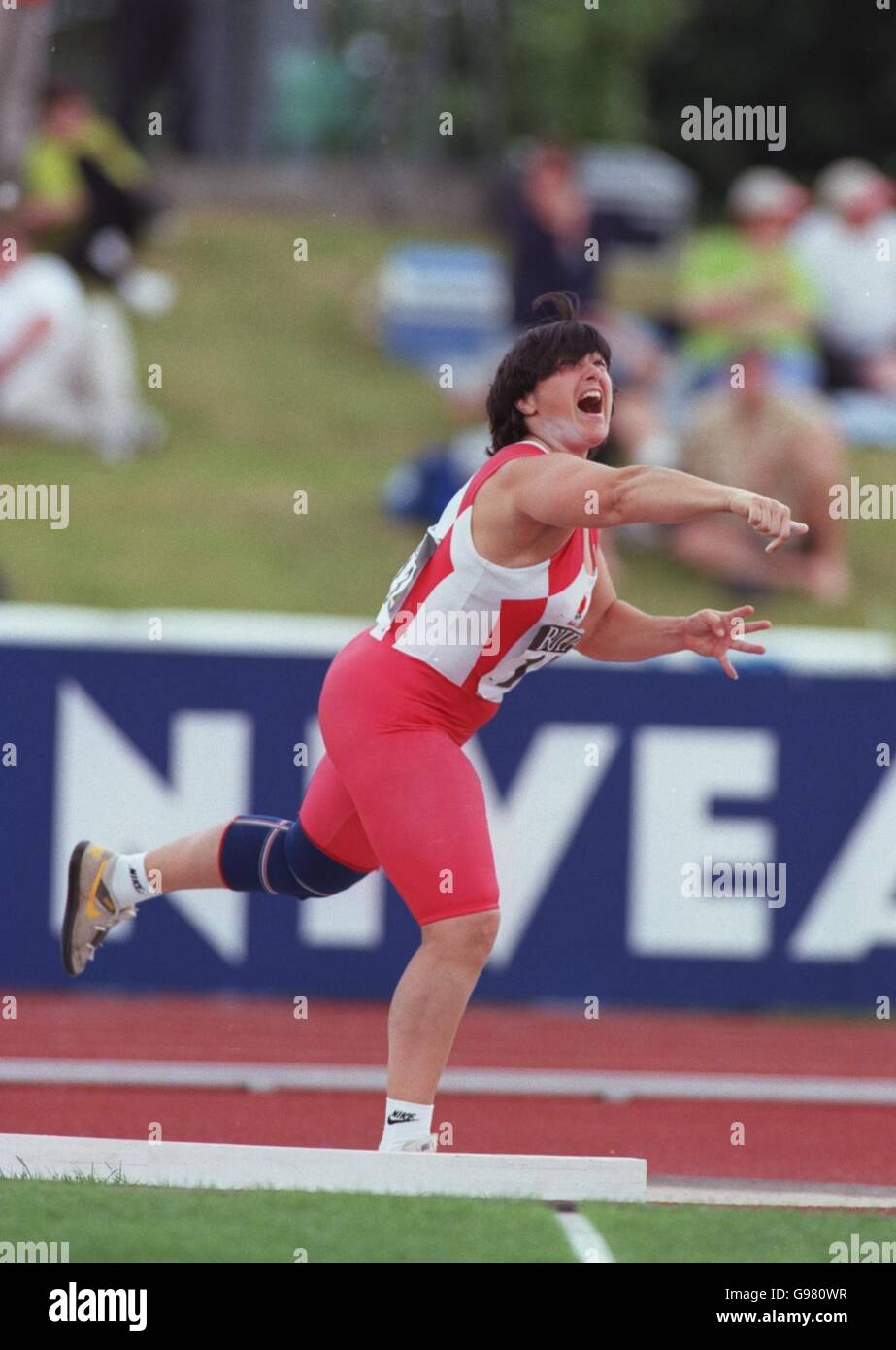 Athletics - BUPA AAA Championships - Birmingham. Judy Oakes competing ...