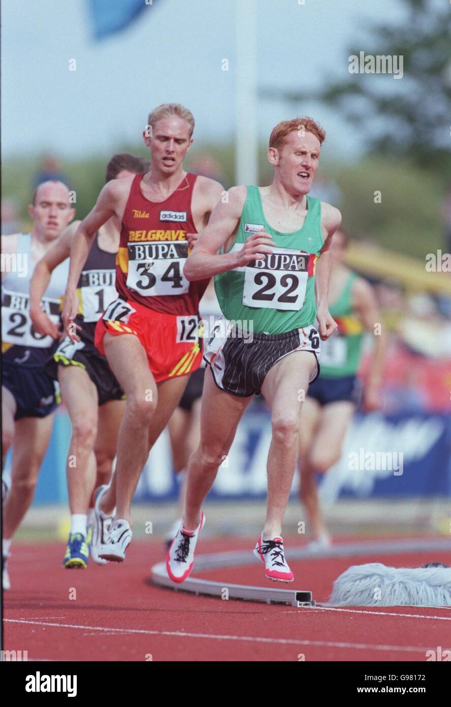 John Mayock (right) leads from Matthew Yates (left) in the first semi ...