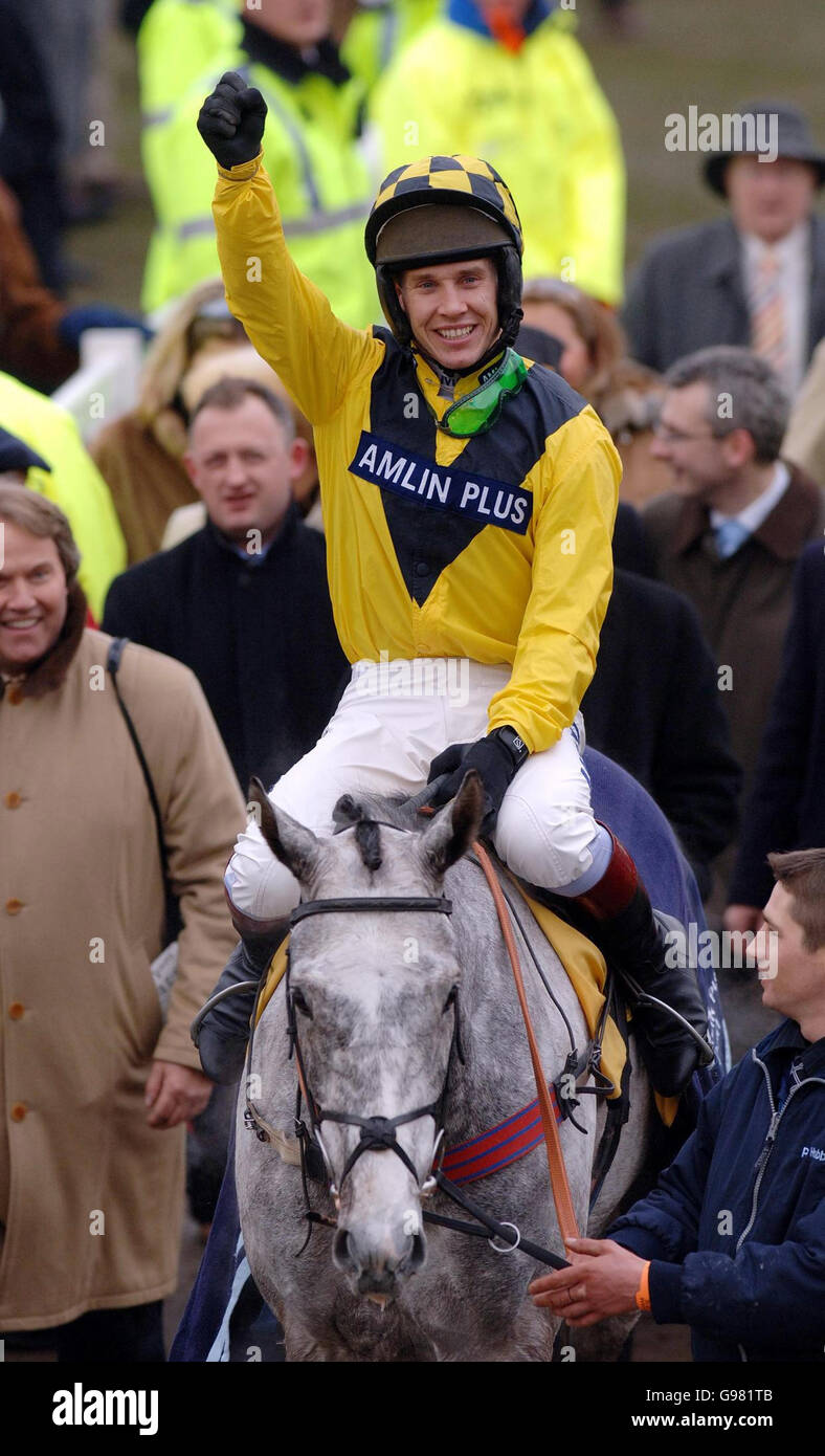 Jockey Richard Johnson on Detroit City celebrates winning the JCB ...
