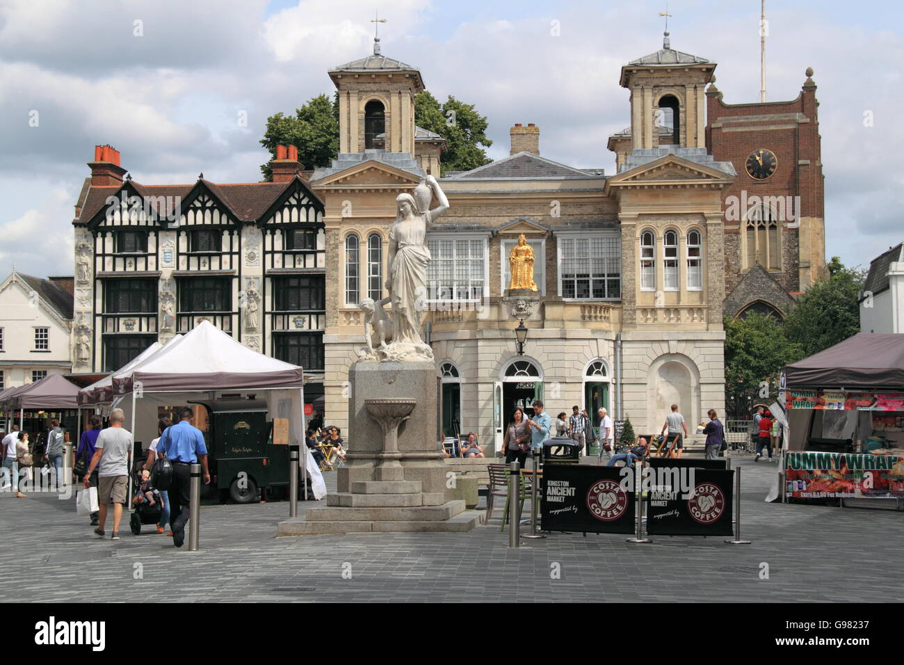 Statue holders hi-res stock photography and images - Alamy