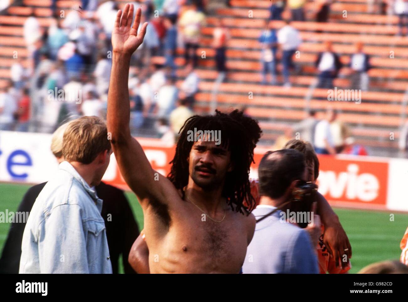 Hollands ruud gullit celebrates at the end of the game hi-res stock ...