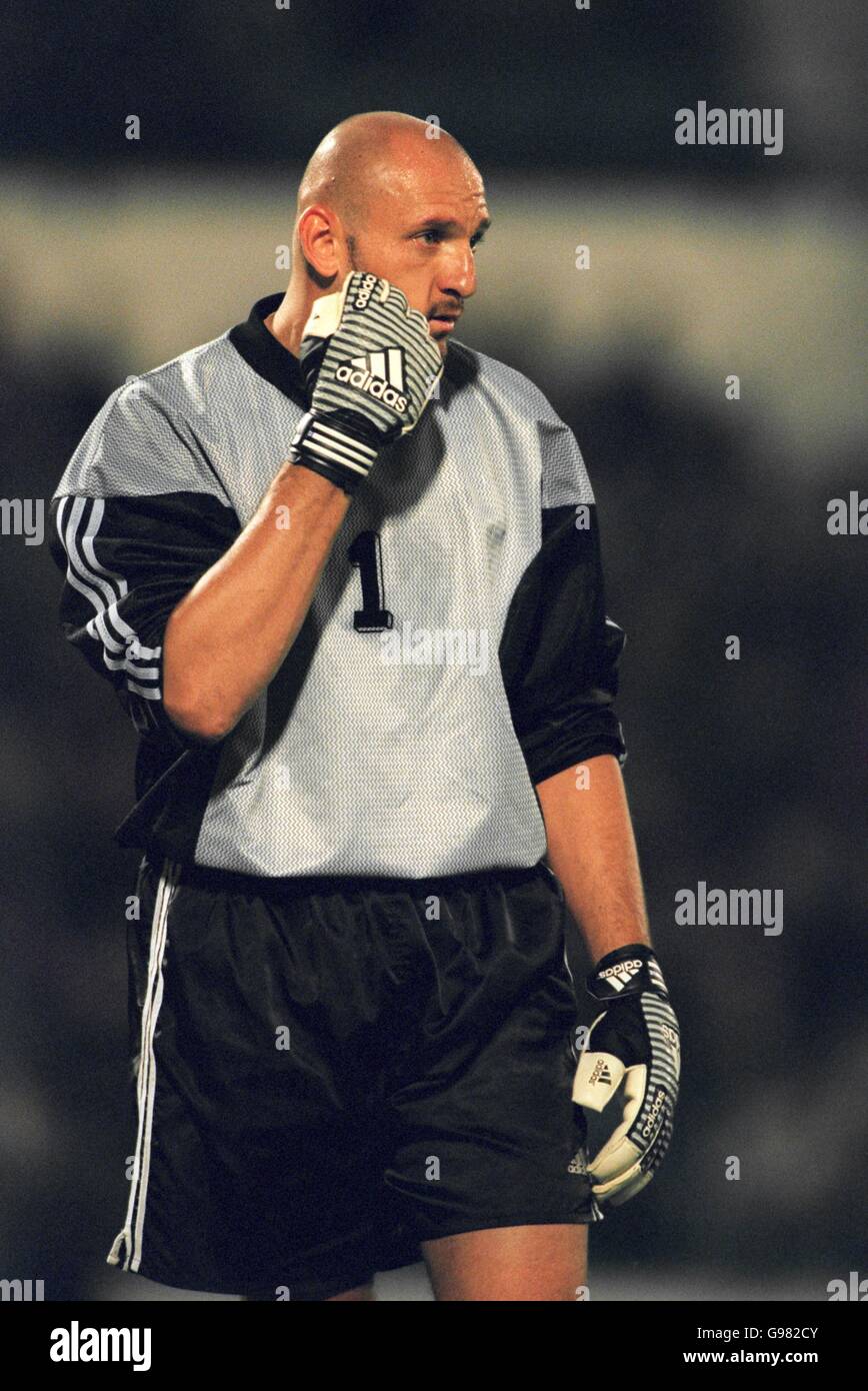 Bogdan stelea hi-res stock photography and images - Alamy