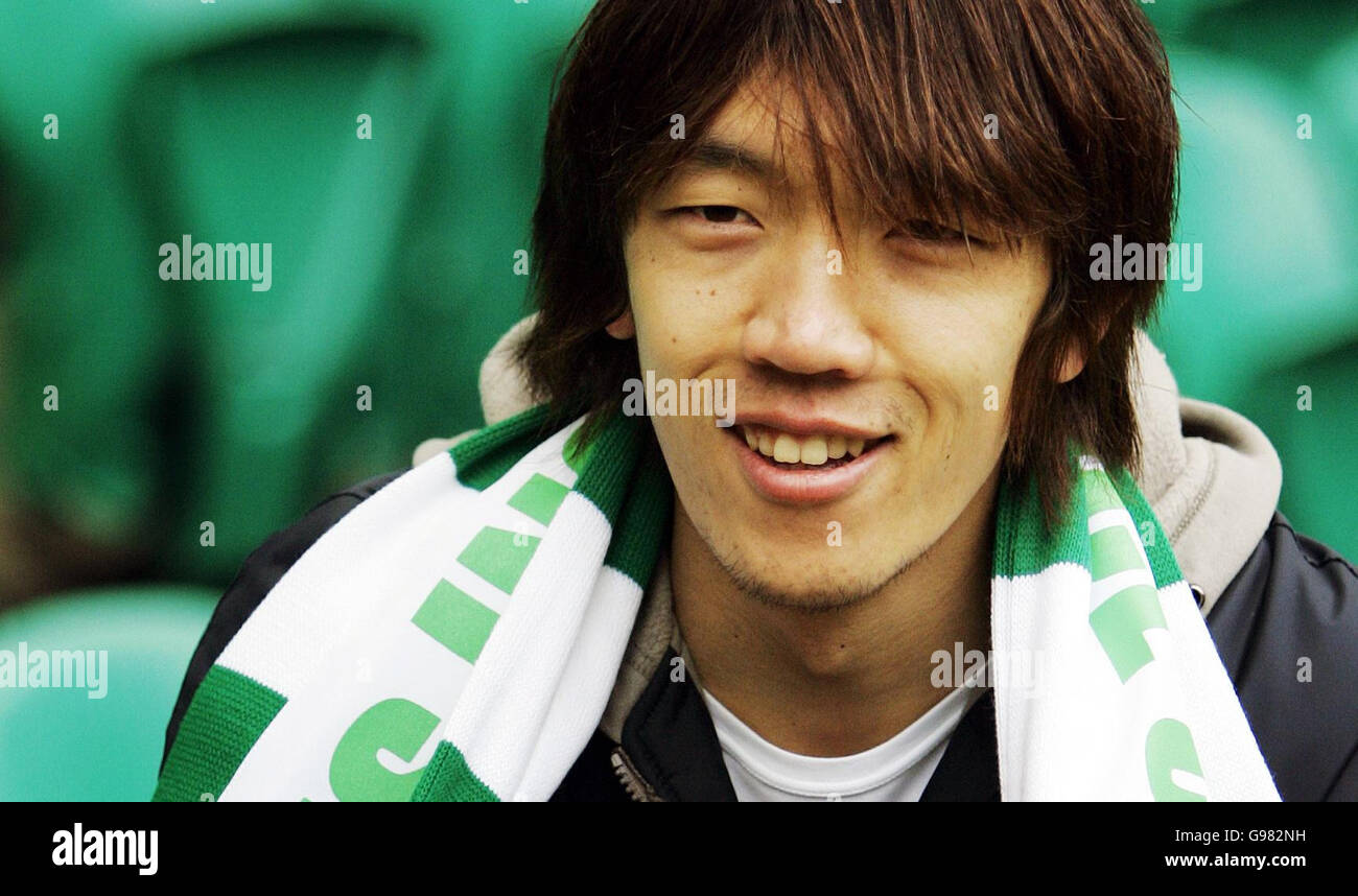 SOCCER Celtic Nakamura Stock Photo - Alamy