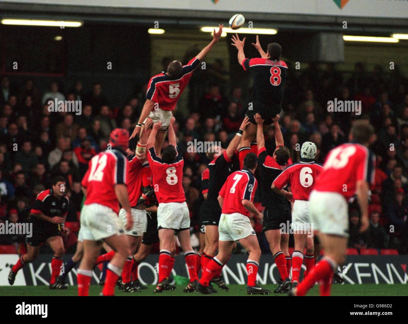 Saracens logo hi-res stock photography and images - Alamy