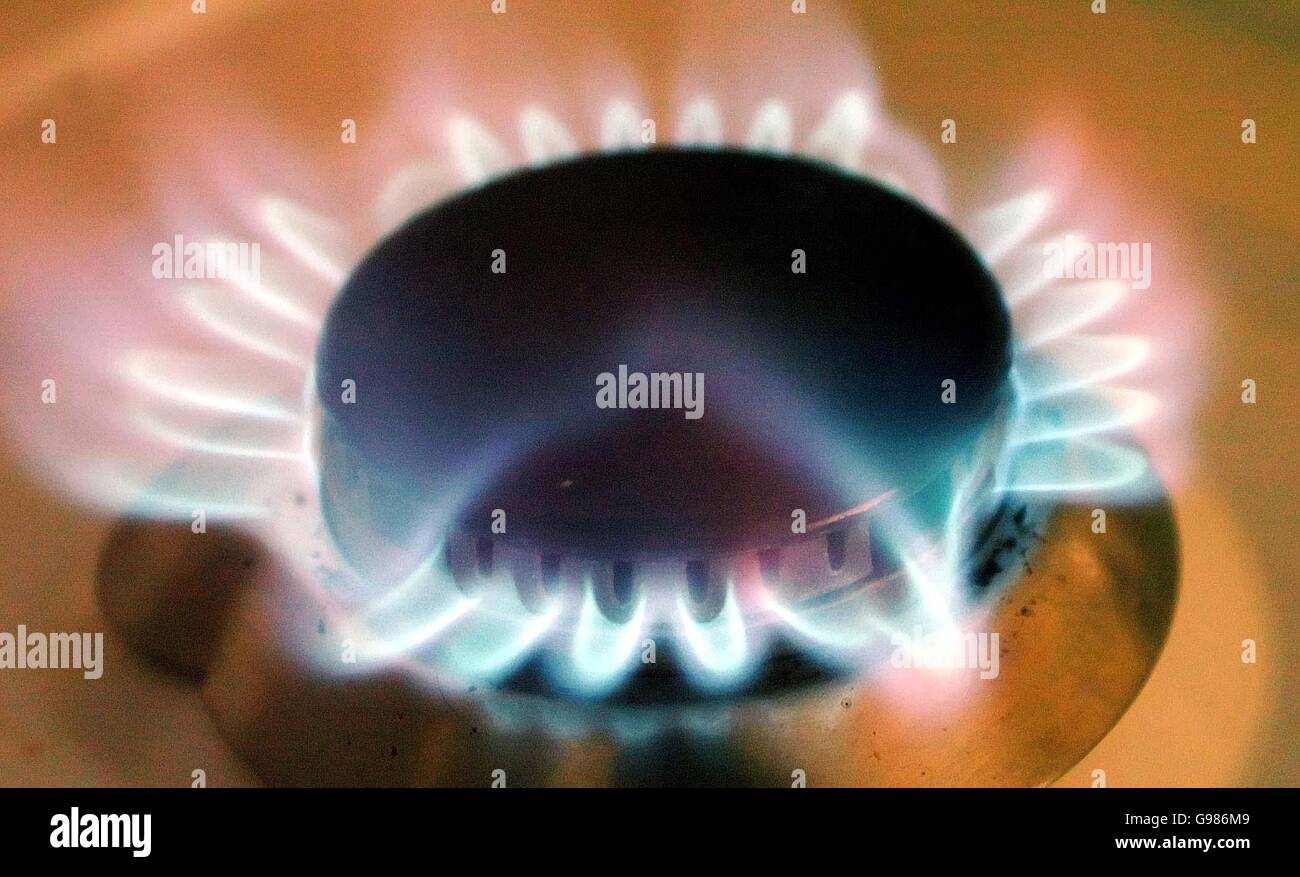 Gas ring. A gas ring at a home in Birmingham Stock Photo - Alamy