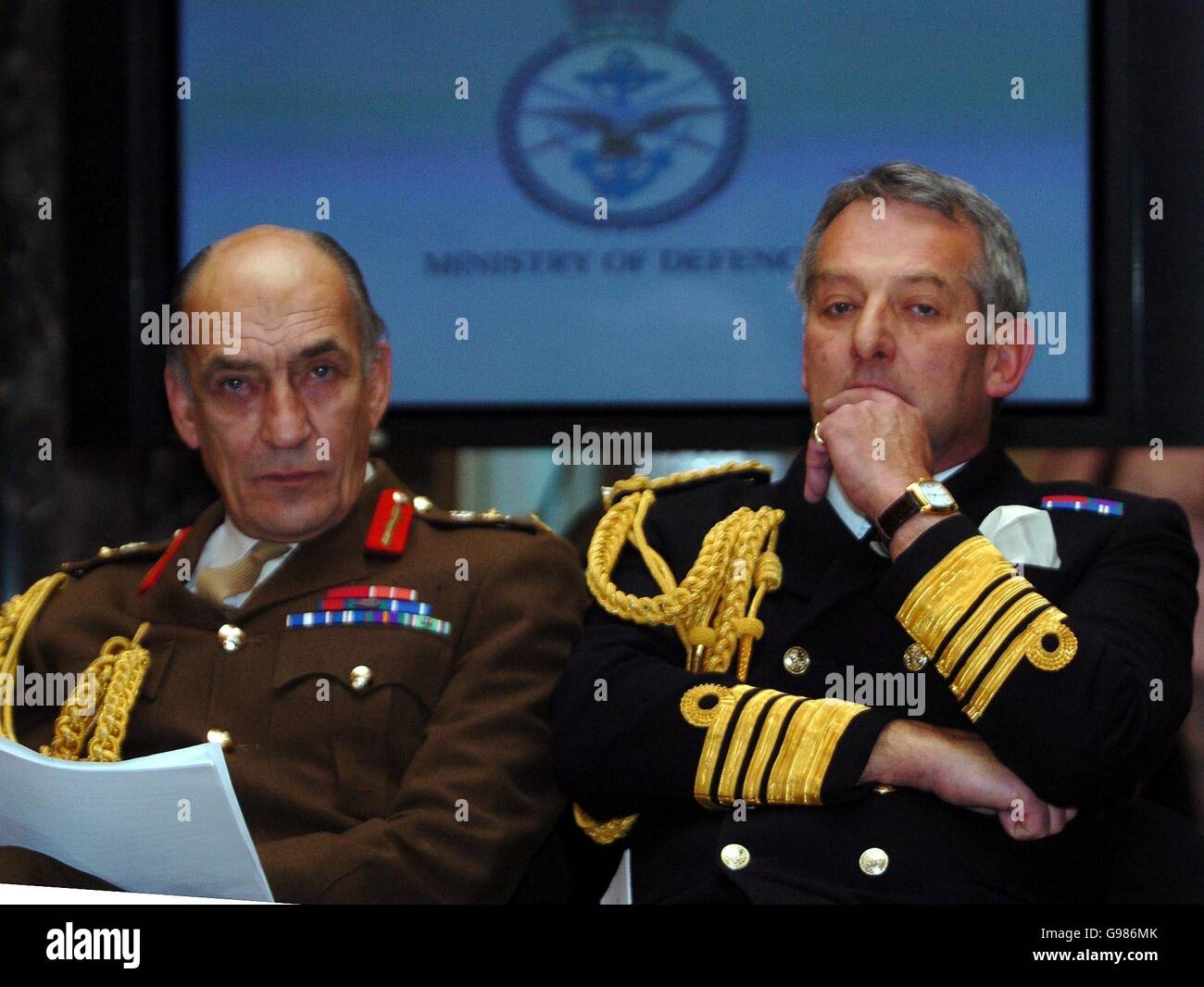 General Sir Michael Jackson Stock Photos & General Sir Michael Jackson ...