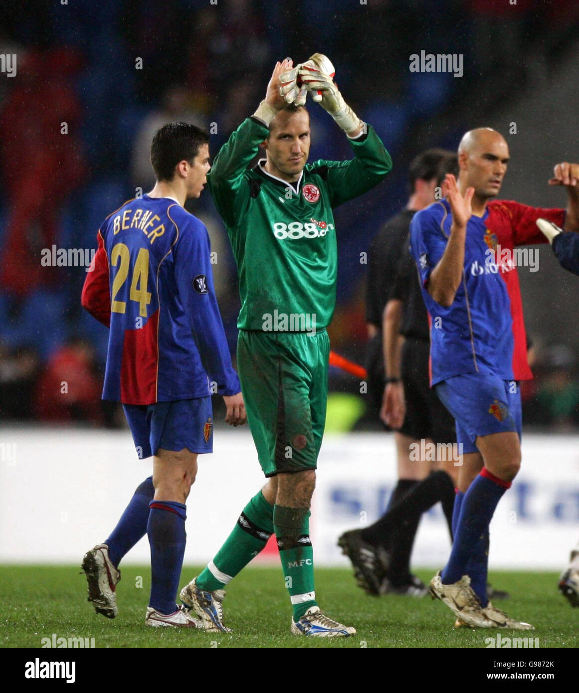 Middlesbroughs goalkeeper mark schwarzer hi-res stock photography and ...