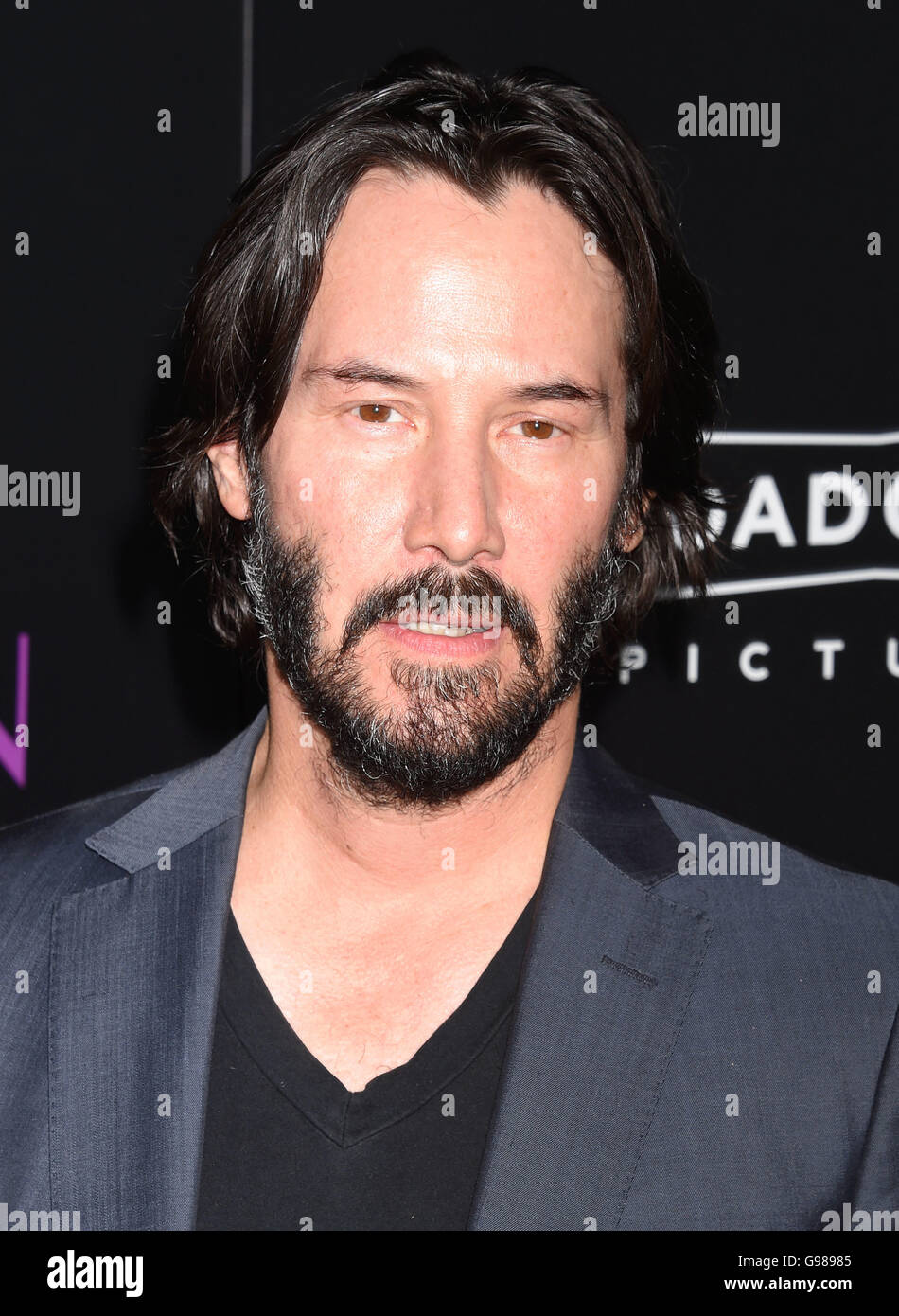 Actor keanu reeves hi-res stock photography and images - Alamy