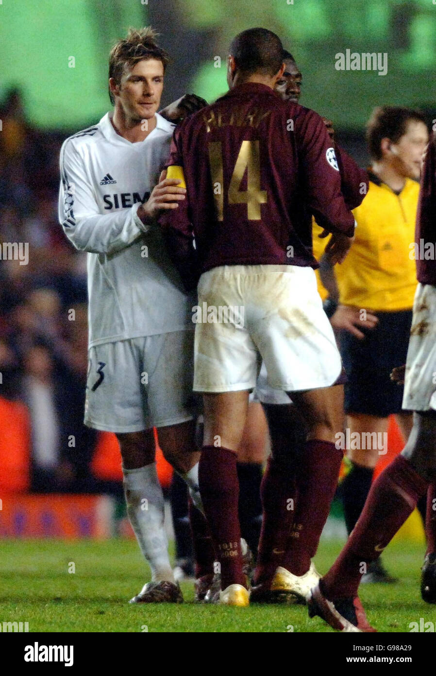 David beckham and thierry henry hi-res stock photography and images - Alamy