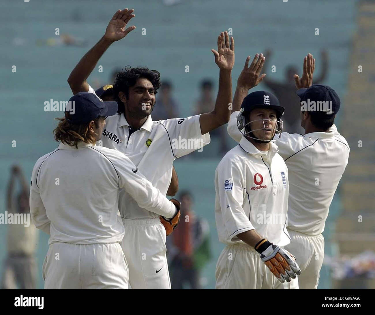 Munaf patel cricket hi-res stock photography and images - Alamy