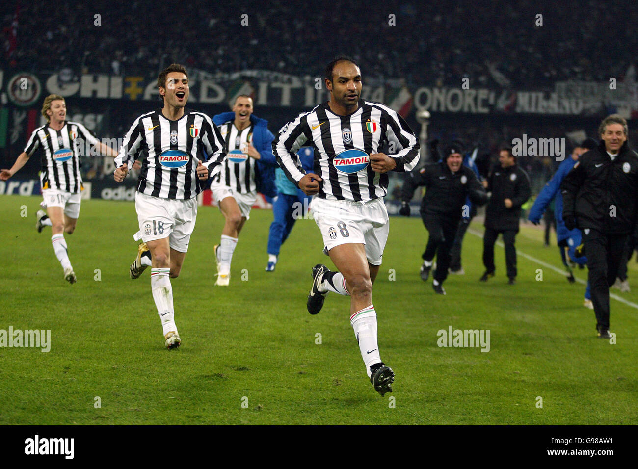 Juventus emerson celebrates the winning goal hi-res stock photography ...