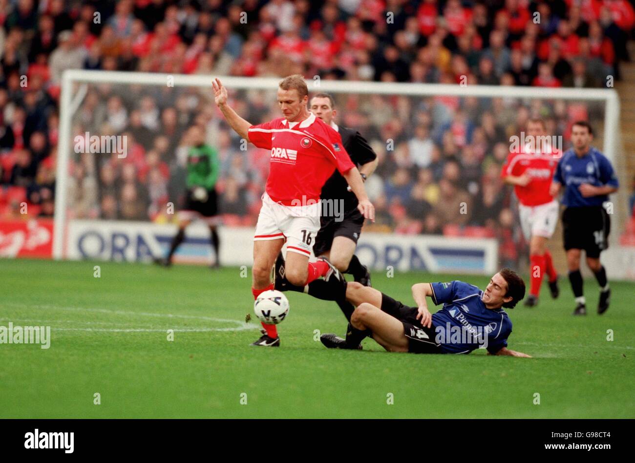 Geoff thomas barnsley hi-res stock photography and images - Alamy