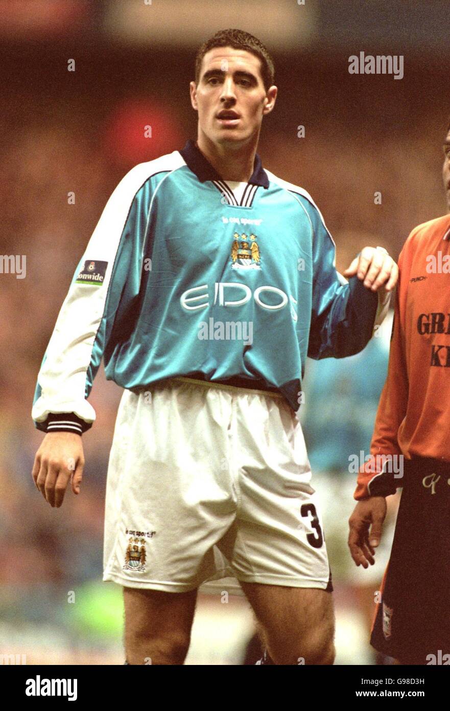 Mark kennedy manchester city hi-res stock photography and images - Alamy