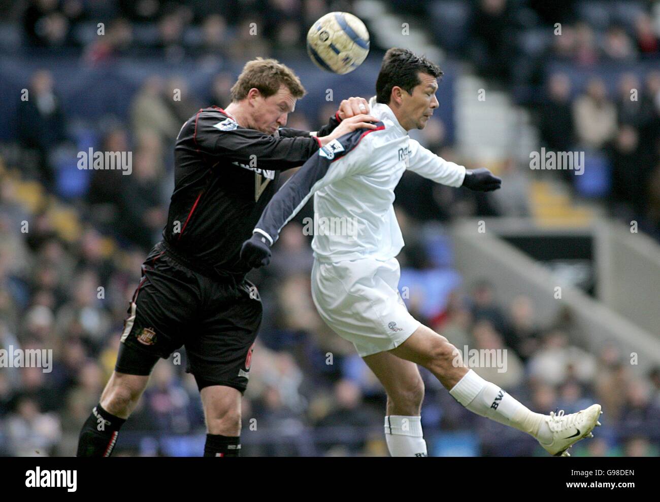 Sunderland S Steven Caldwell L And Bolton Wanderers S Jared Borgetti