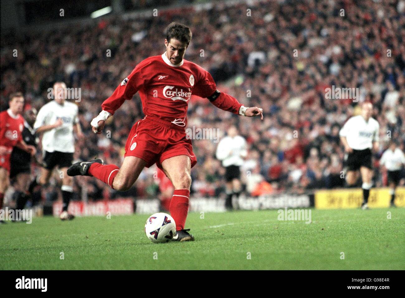 Liverpool captain jamie redknapp hi-res stock photography and images ...