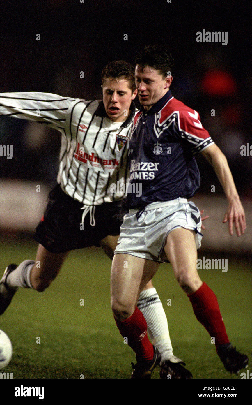 Scottish soccer premier division dunfermline athletic falkirk east end ...