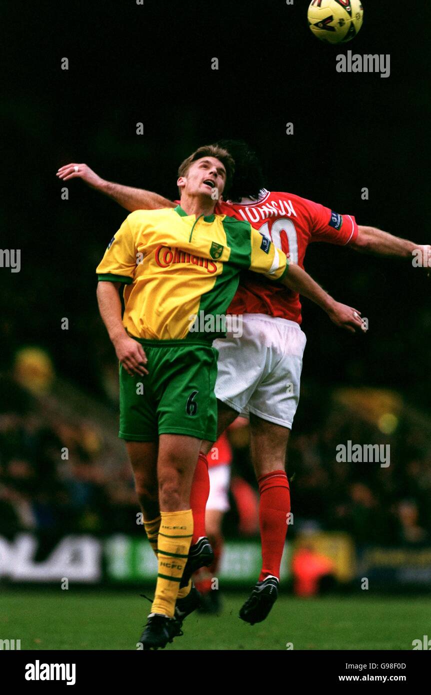 Nottingham forests andy johnson hi-res stock photography and images - Alamy