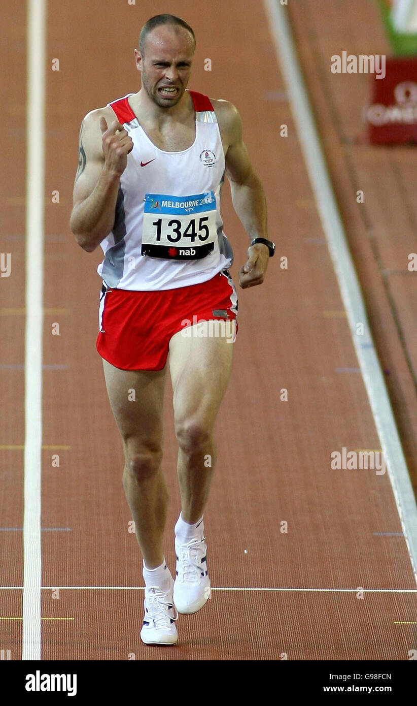 England's Dean Macey finishes the 1500m to win the gold medal in the ...