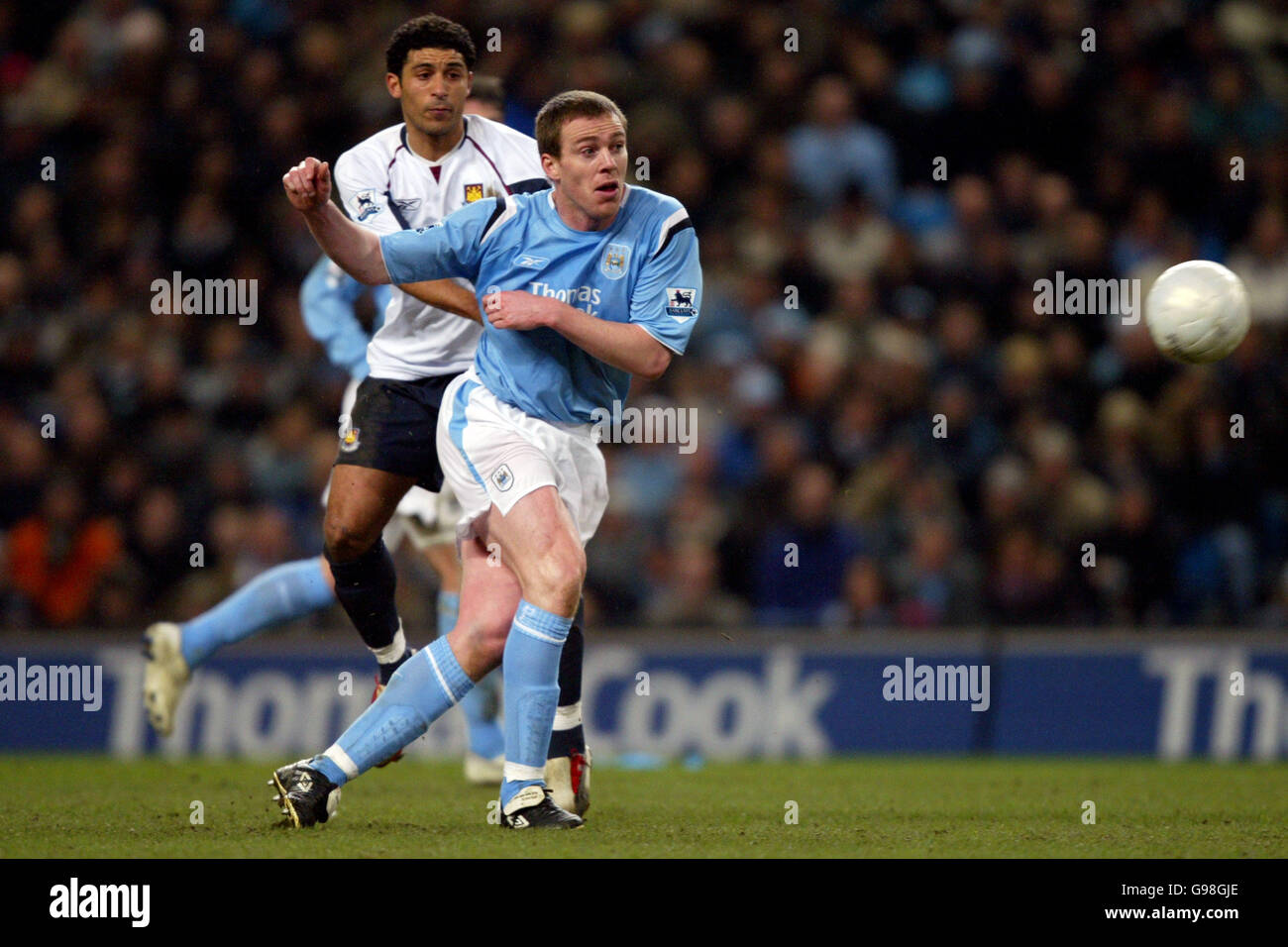 Richard mullins hi-res stock photography and images - Alamy