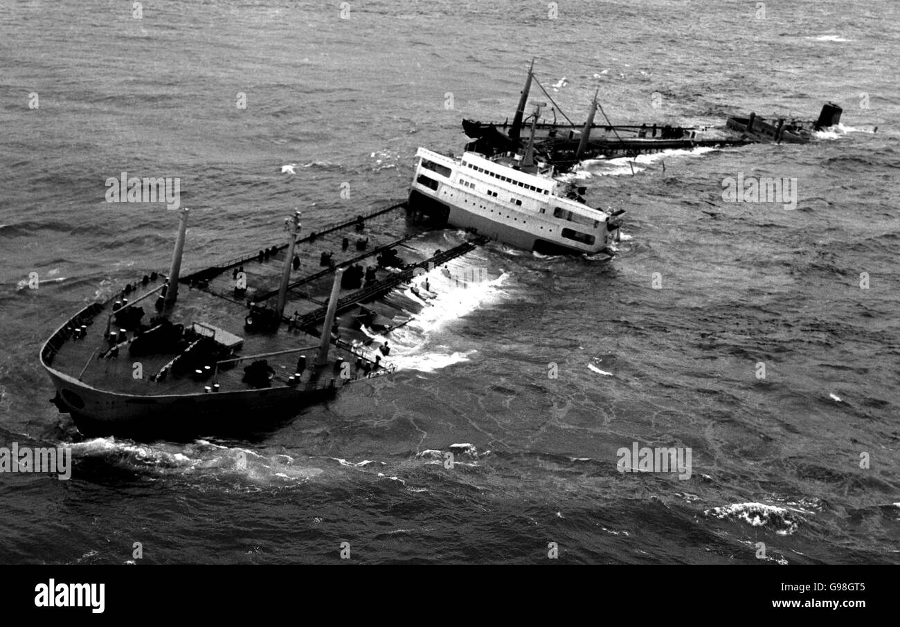 Disasters and Accidents - Torrey Canyon Oil Spill - Seven Stones Reef ...