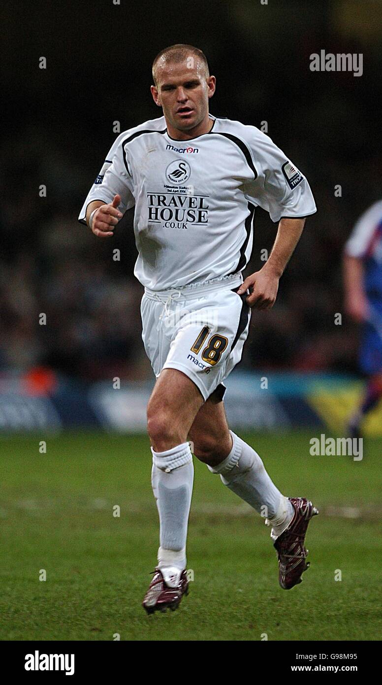 Andy robinson swansea hi-res stock photography and images - Alamy
