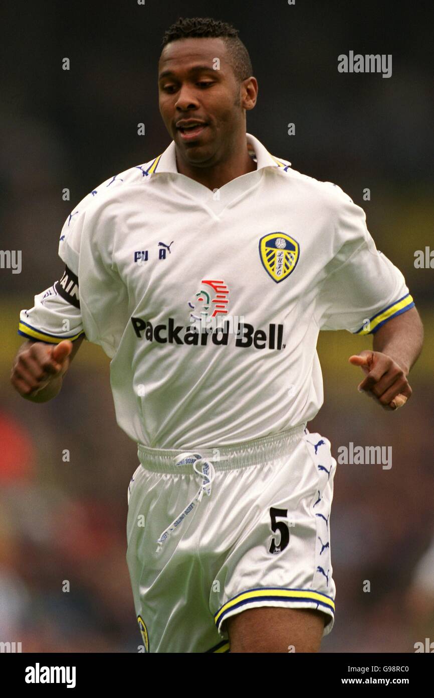 Soccer - FA Carling Premiership - Leeds United v Sheffield Wednesday ...