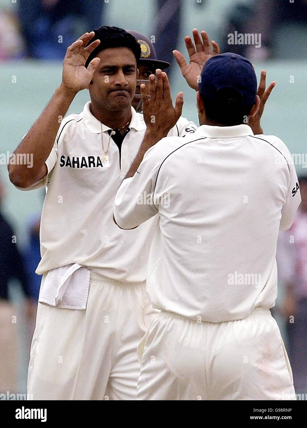 Indian spin bowler anil kumble hi-res stock photography and images - Alamy