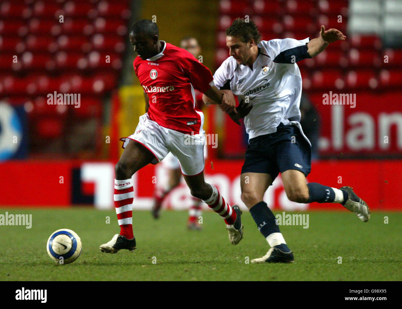 Charlton athletics nathan ashton hi-res stock photography and images ...