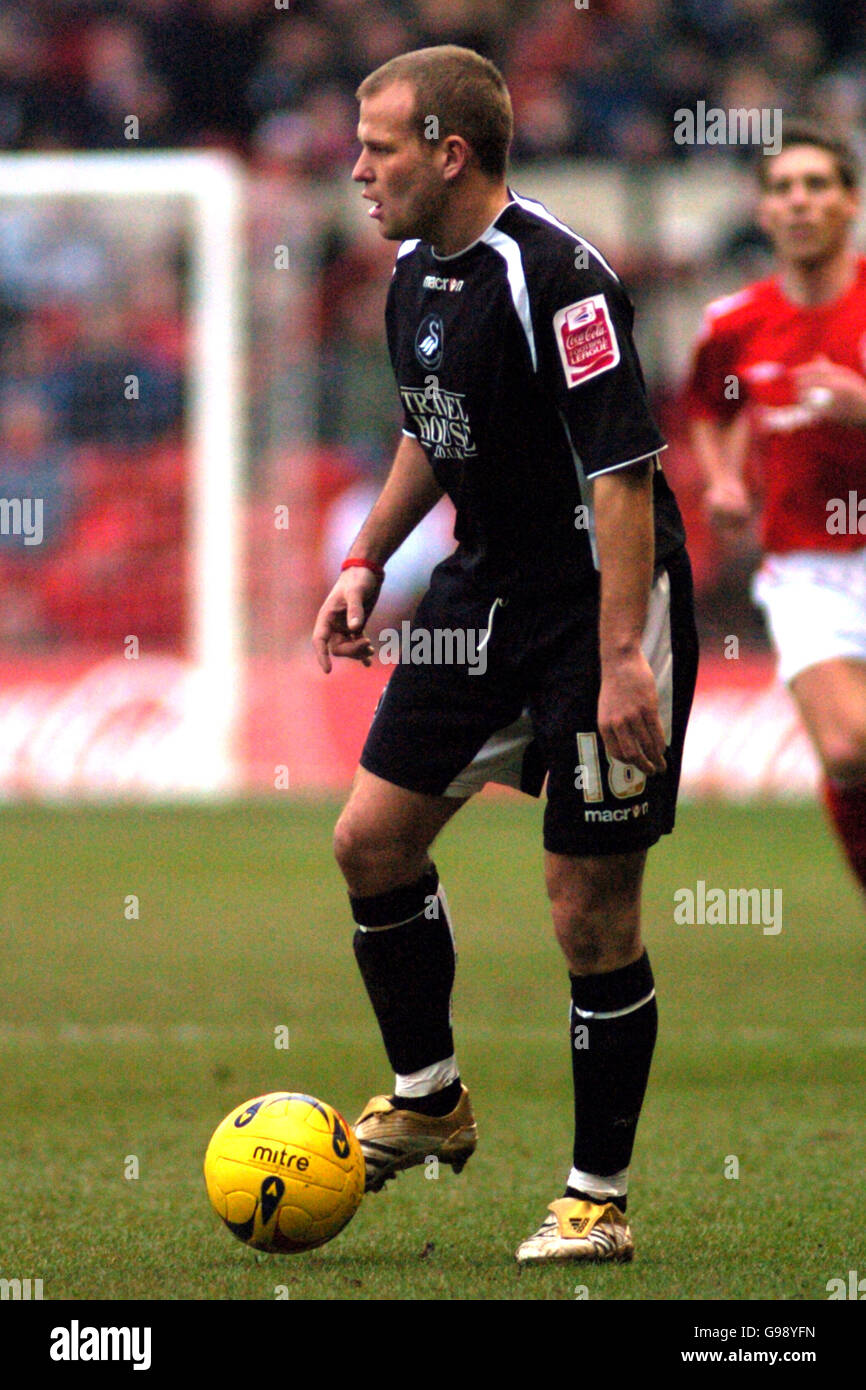 Andy robinson swansea hi-res stock photography and images - Alamy