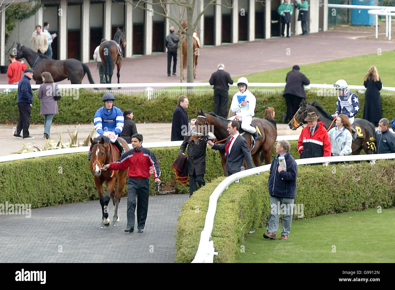 Horse Racing - Kempton Park. The parade ring at Kempton Park Stock ...