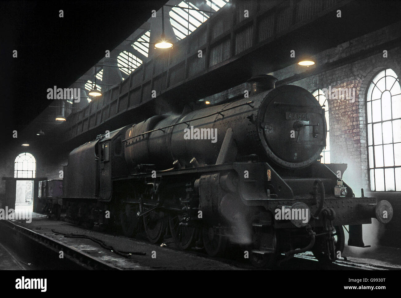 Black 5 steam locomotive hi-res stock photography and images - Alamy