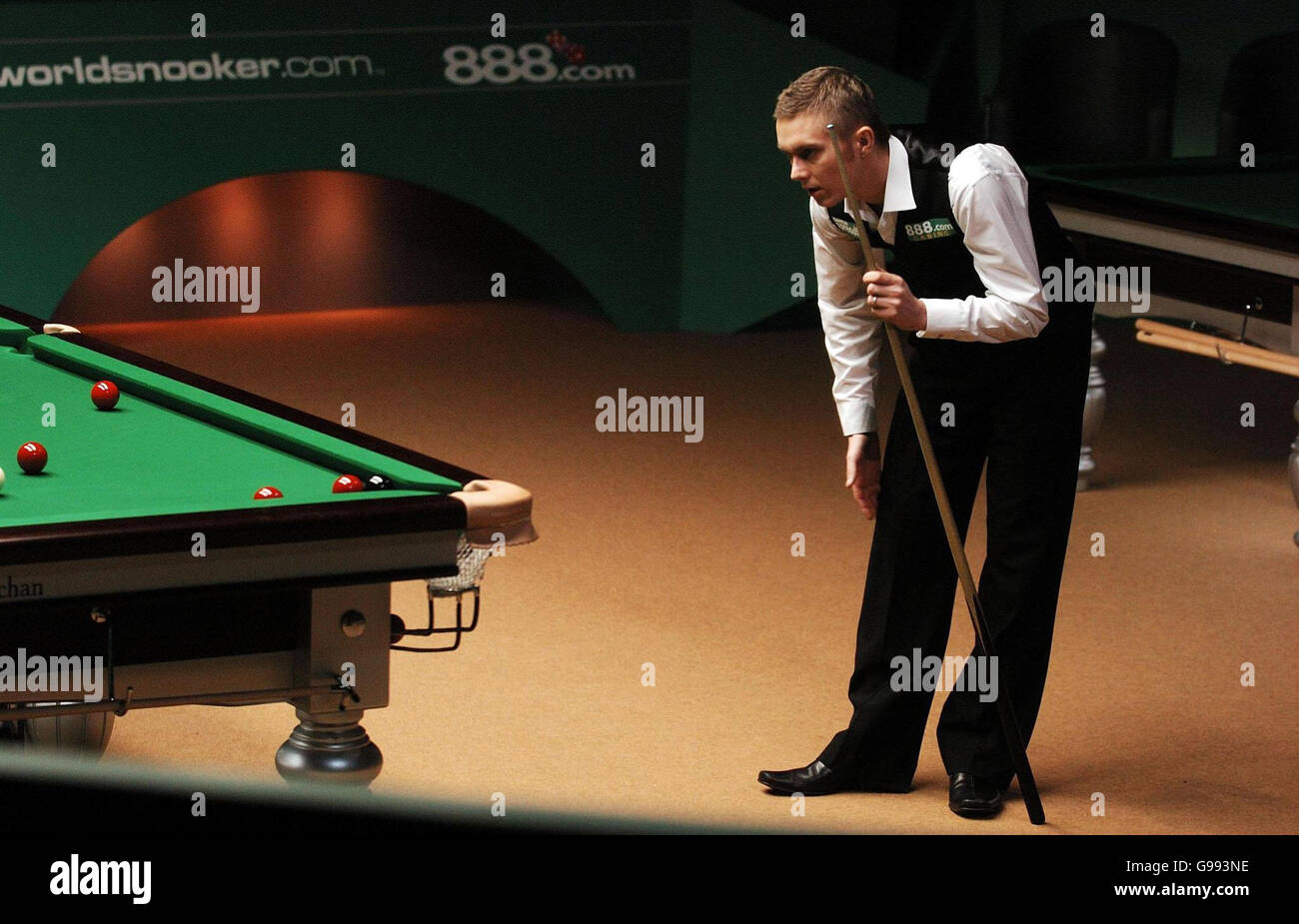 Action sport snooker paul hunter hi-res stock photography and images ...