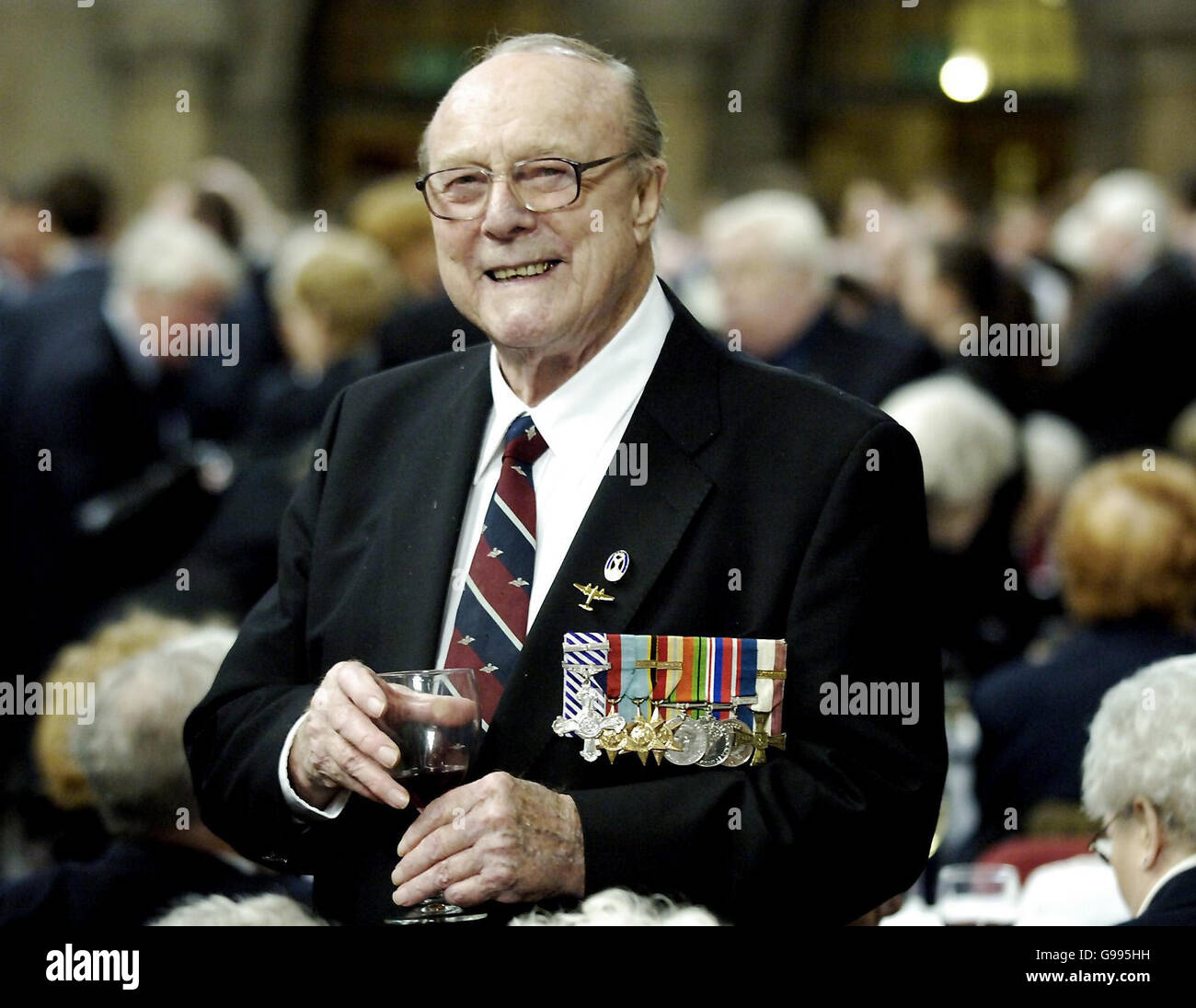 Raf world war 2 pilot hi-res stock photography and images - Alamy
