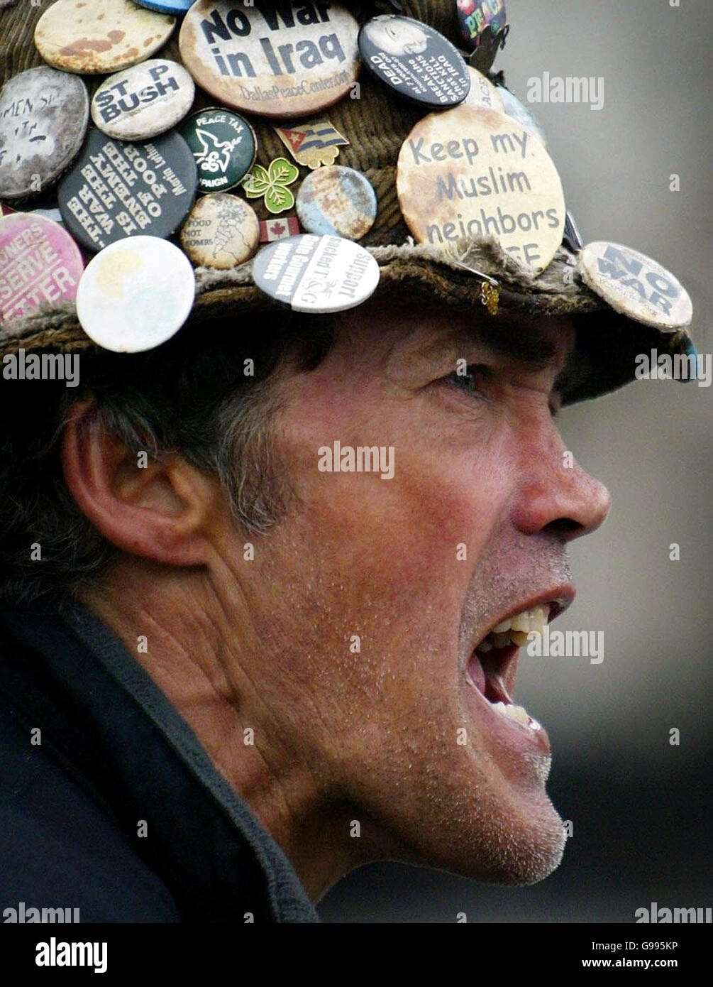 Peace campaigner Brian Haw airs his views at an anti-war demonstration ...
