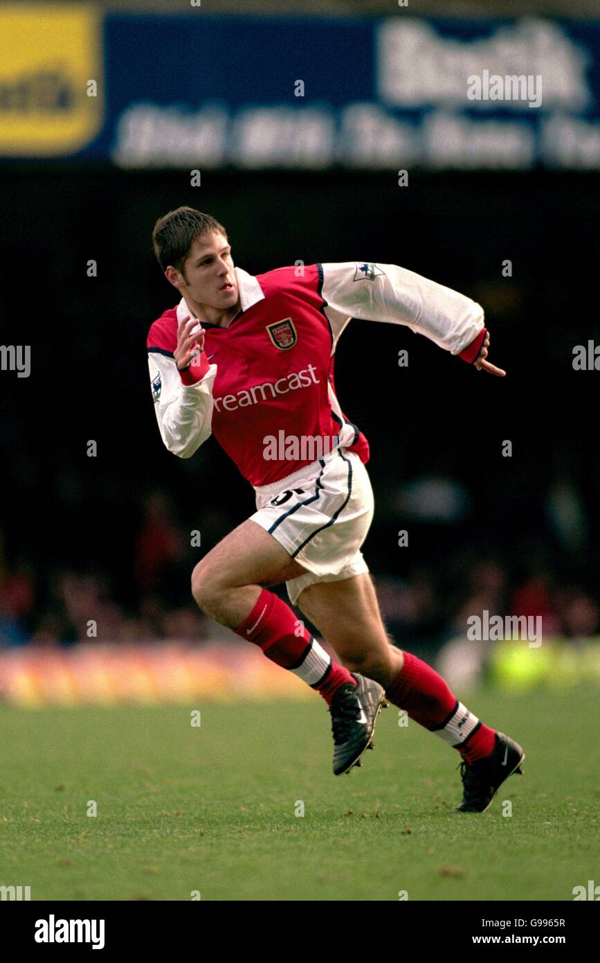 Graham Barrett High Resolution Stock Photography and Images - Alamy