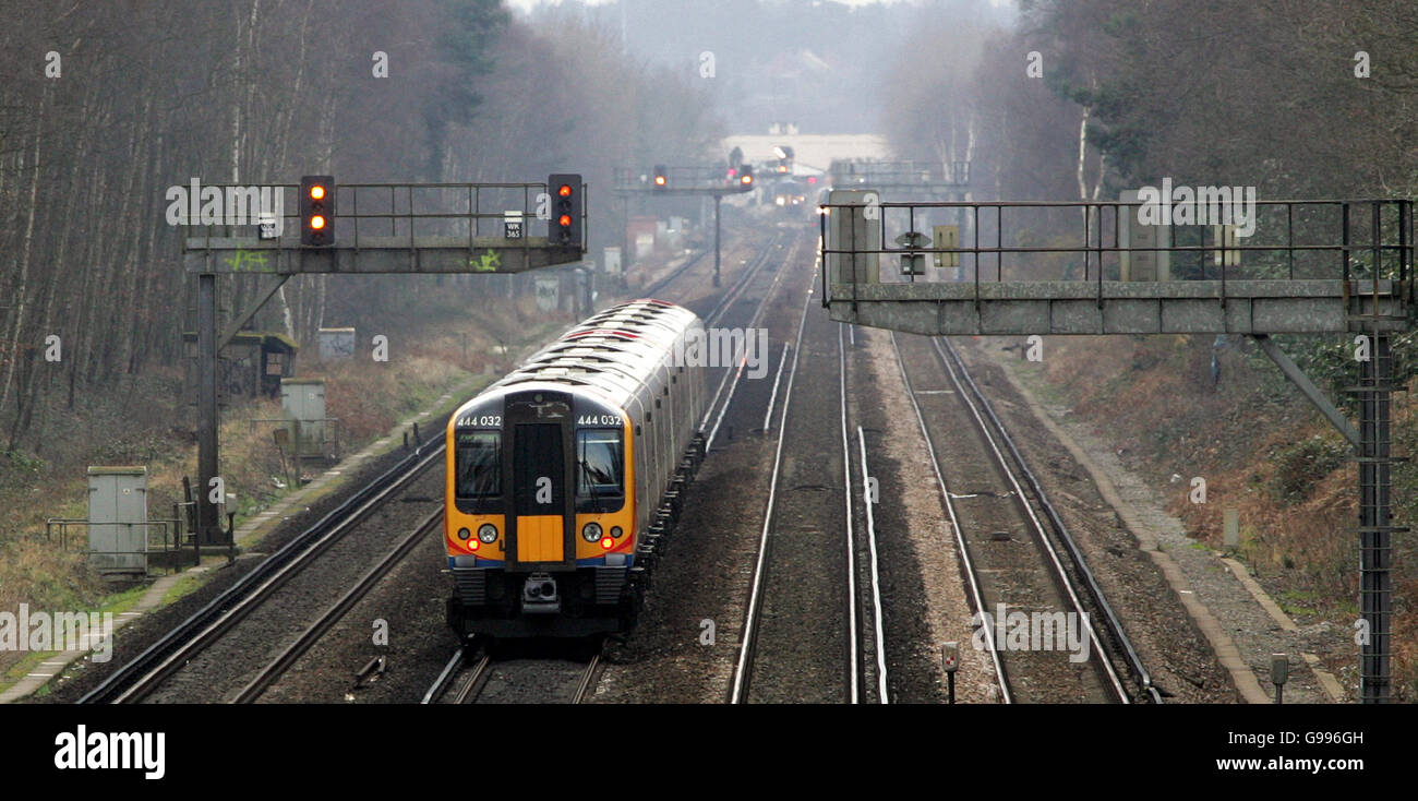 Class 444 Desiro Train High Resolution Stock Photography and Images - Alamy