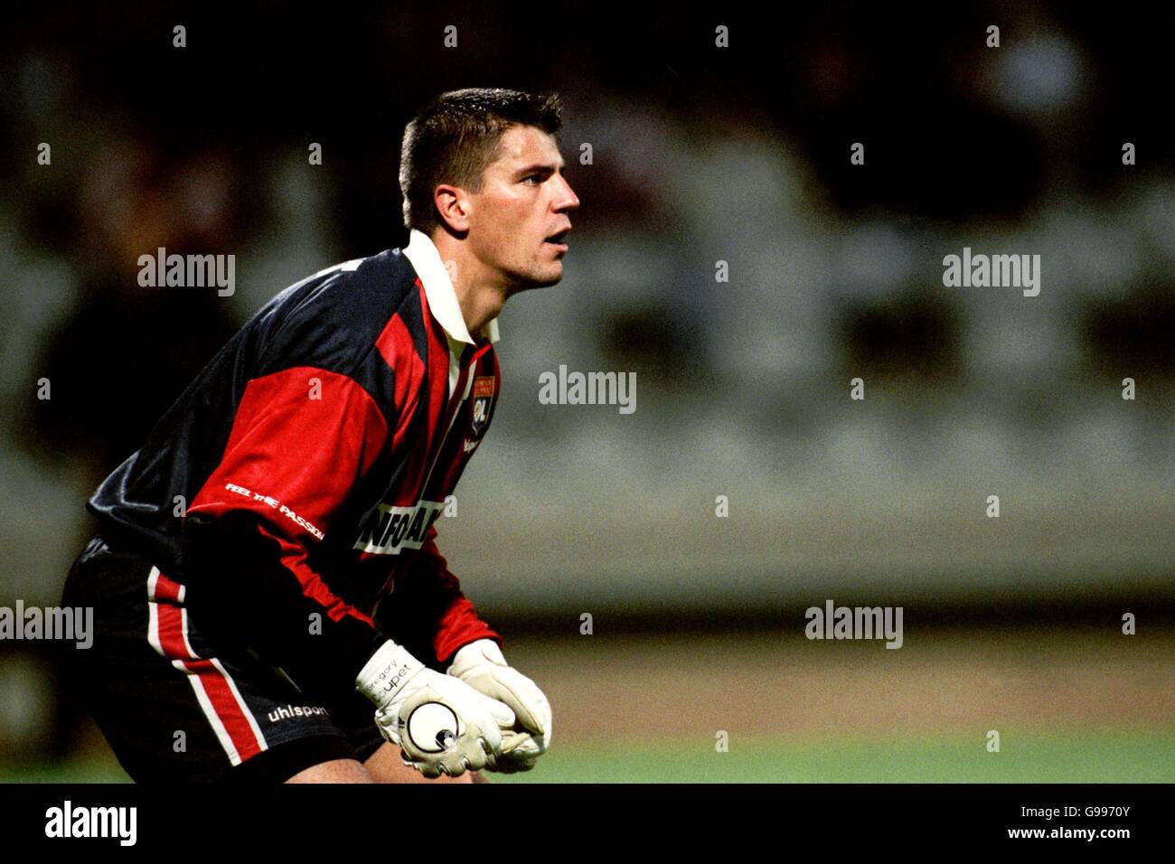 Soccer - UEFA Cup - Second Round First Leg - Olympique Lyon v Celtic ...